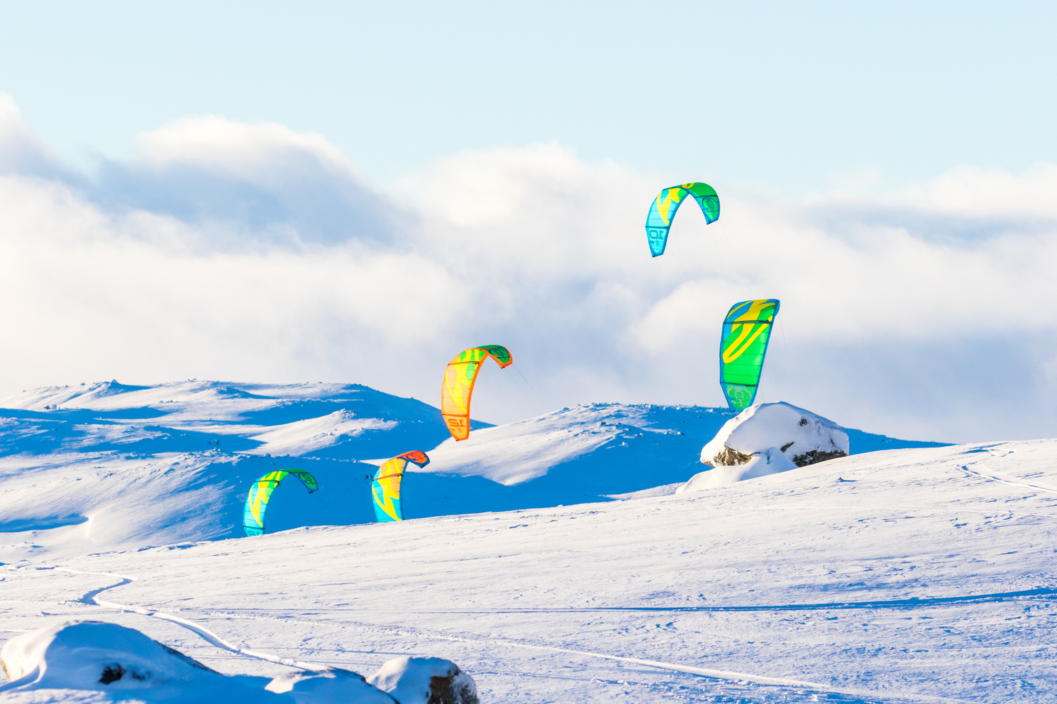 Kiteboarding Snow